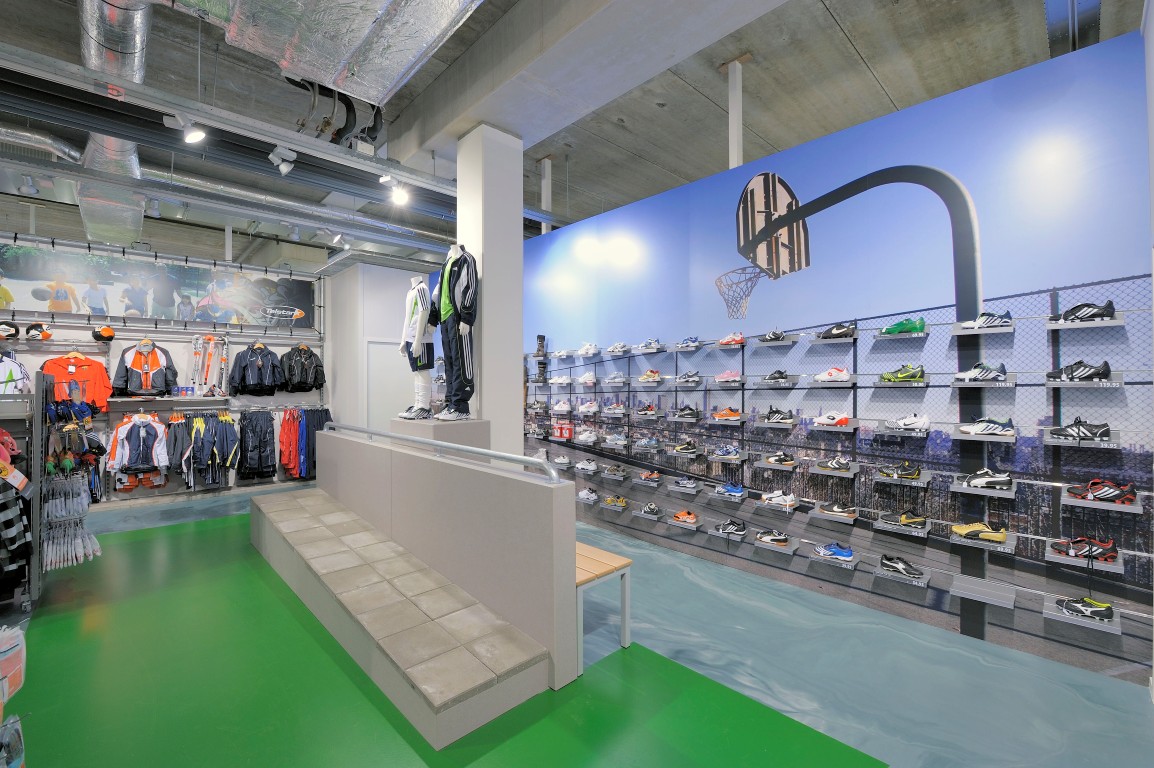 Telstar Sport: Retail design en Winkelinrichting sportzaak door WSB ...